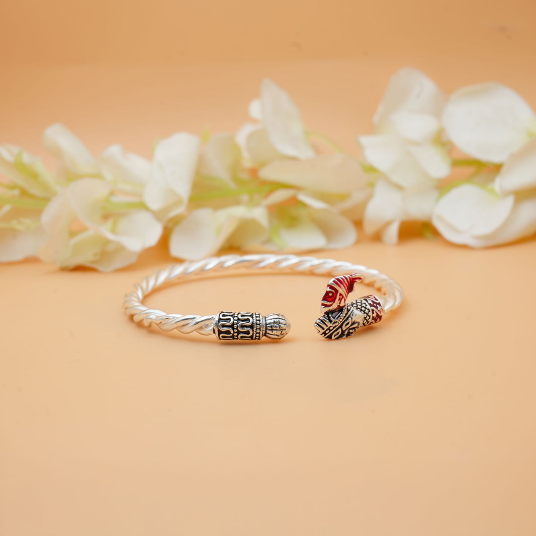 Buy Silver Kada: New Chandi Ka Kada Designs for Men & Women – Khushbu ...